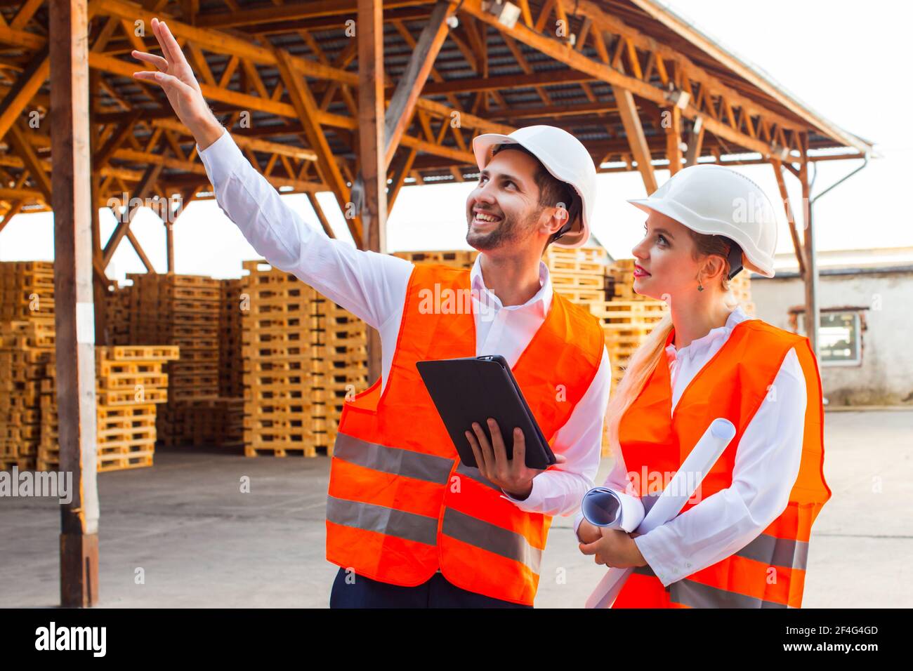 Expand production hi-res stock photography and images - Alamy