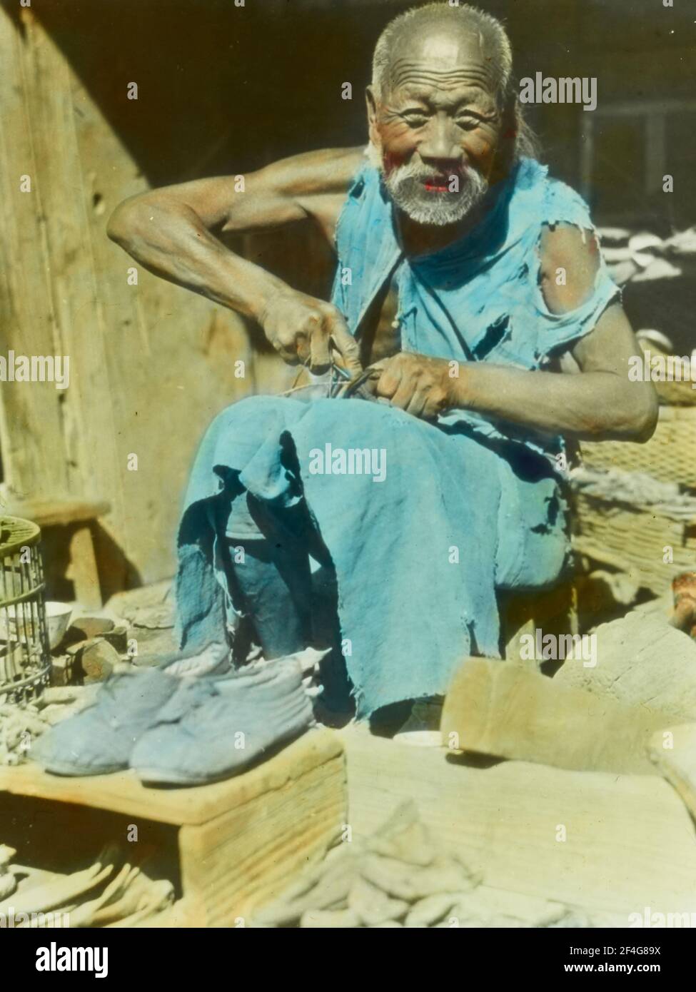 Ragged clothes hi-res stock photography and images - Alamy