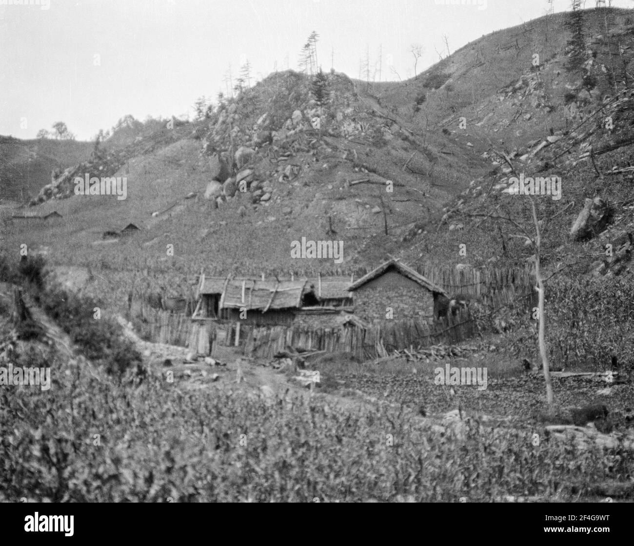 Houses, China, Rehe Sheng (China), Hebei Sheng (China), 1924. From the ...