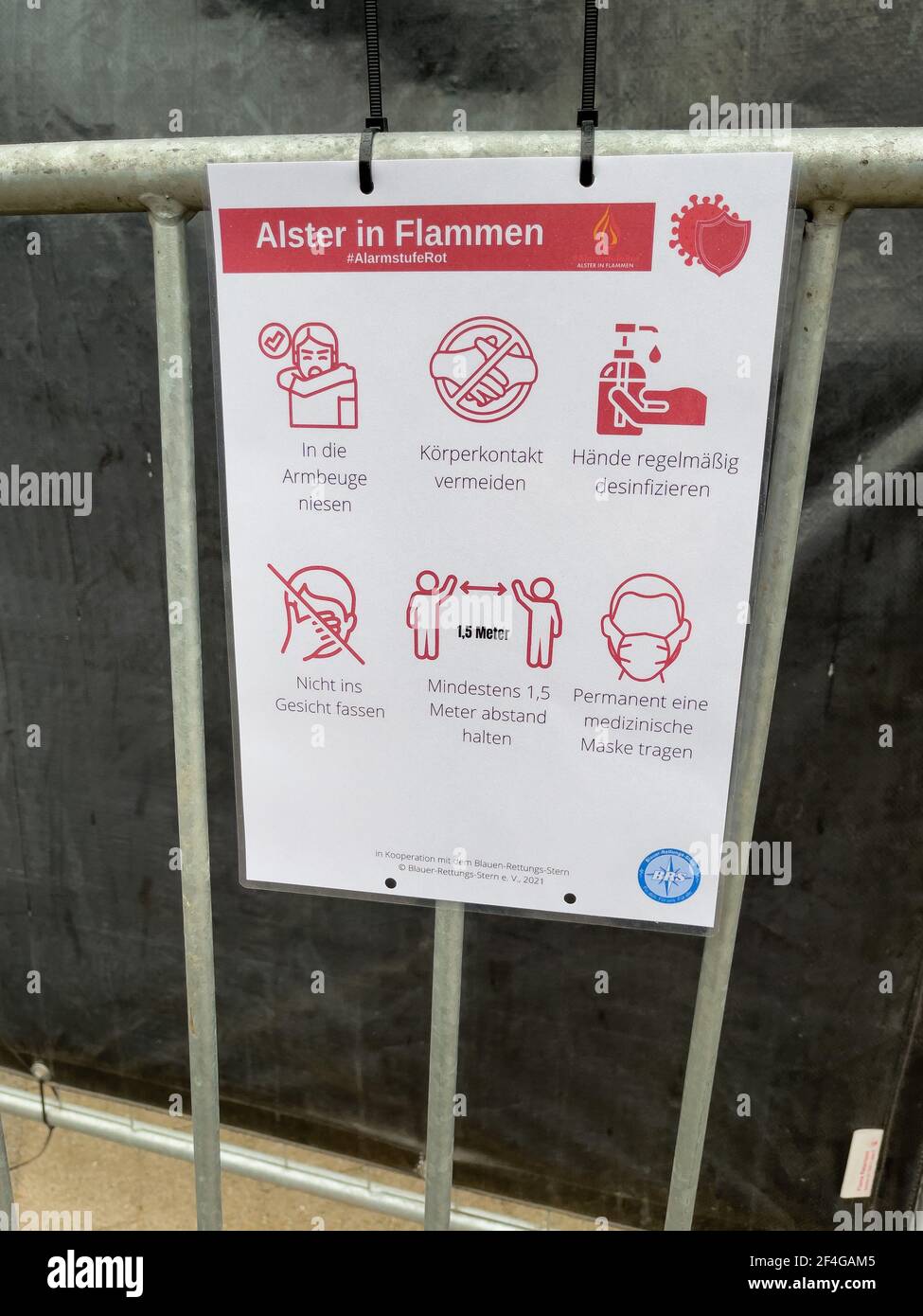 Alarmstufe Rot, Alster in Flammen, Liebe Politik - Es reicht!, Hamburg ...