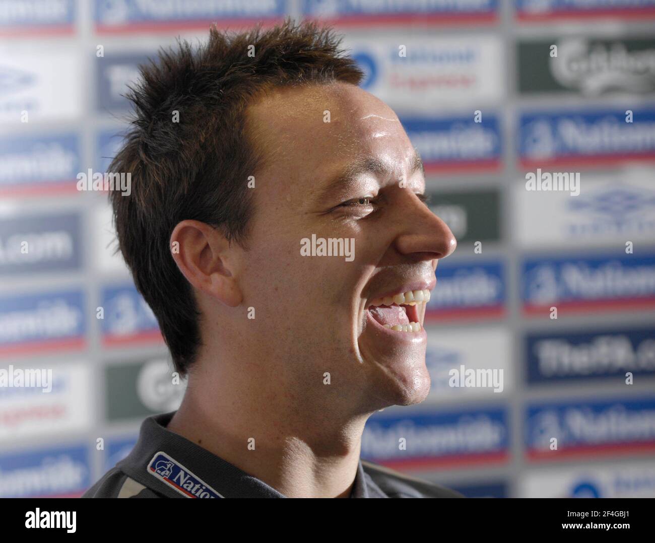 John terry england training hi-res stock photography and images - Alamy