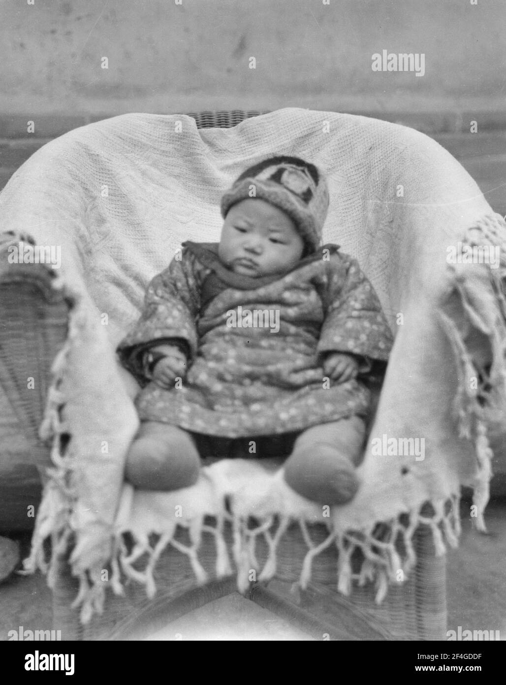 Old photographs of baby in 1930 hi-res stock photography and images - Alamy