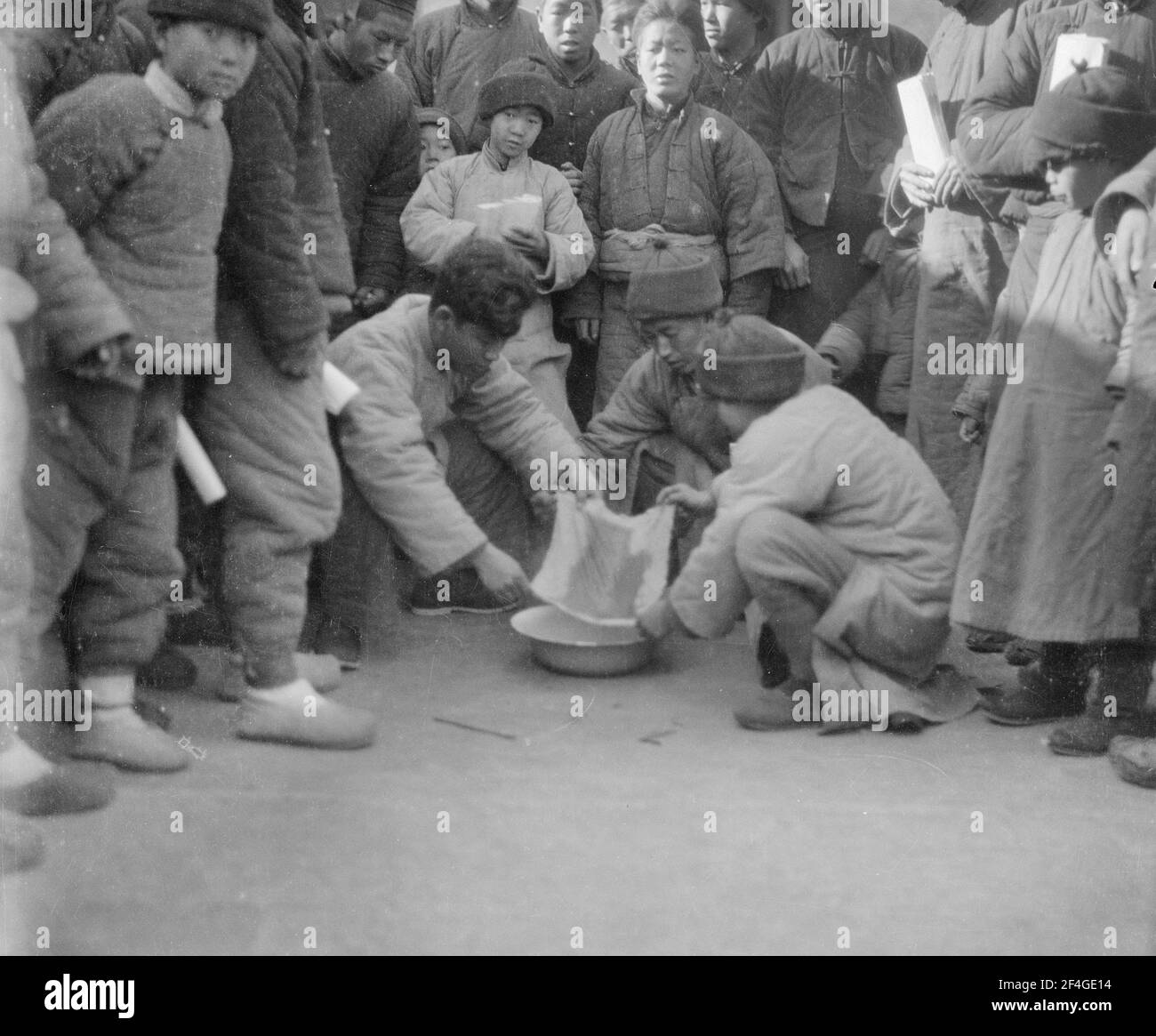 Human experiment Black and White Stock Photos & Images - Alamy