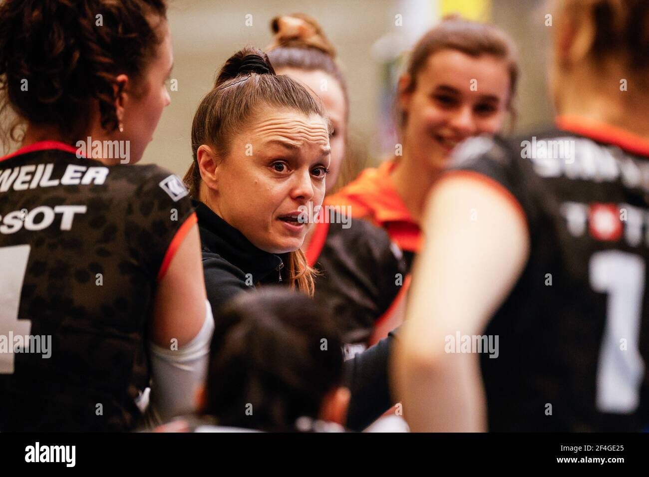 Lauren bertolacci hi-res stock photography and images - Alamy