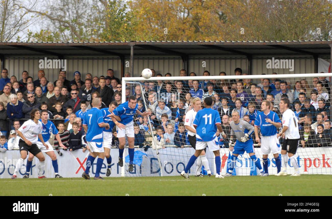 FA CUP 1st ROUND BILLERICA V SWANSEA 10/11/2007. JAMIE DORMER HEADS THE ...
