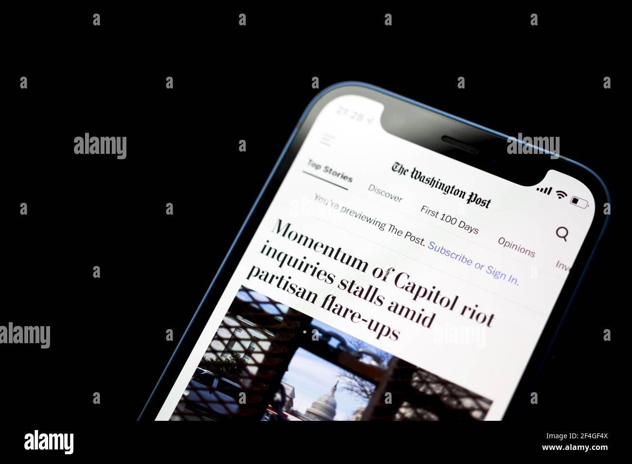 Washington post website screen hi-res stock photography and images - Alamy