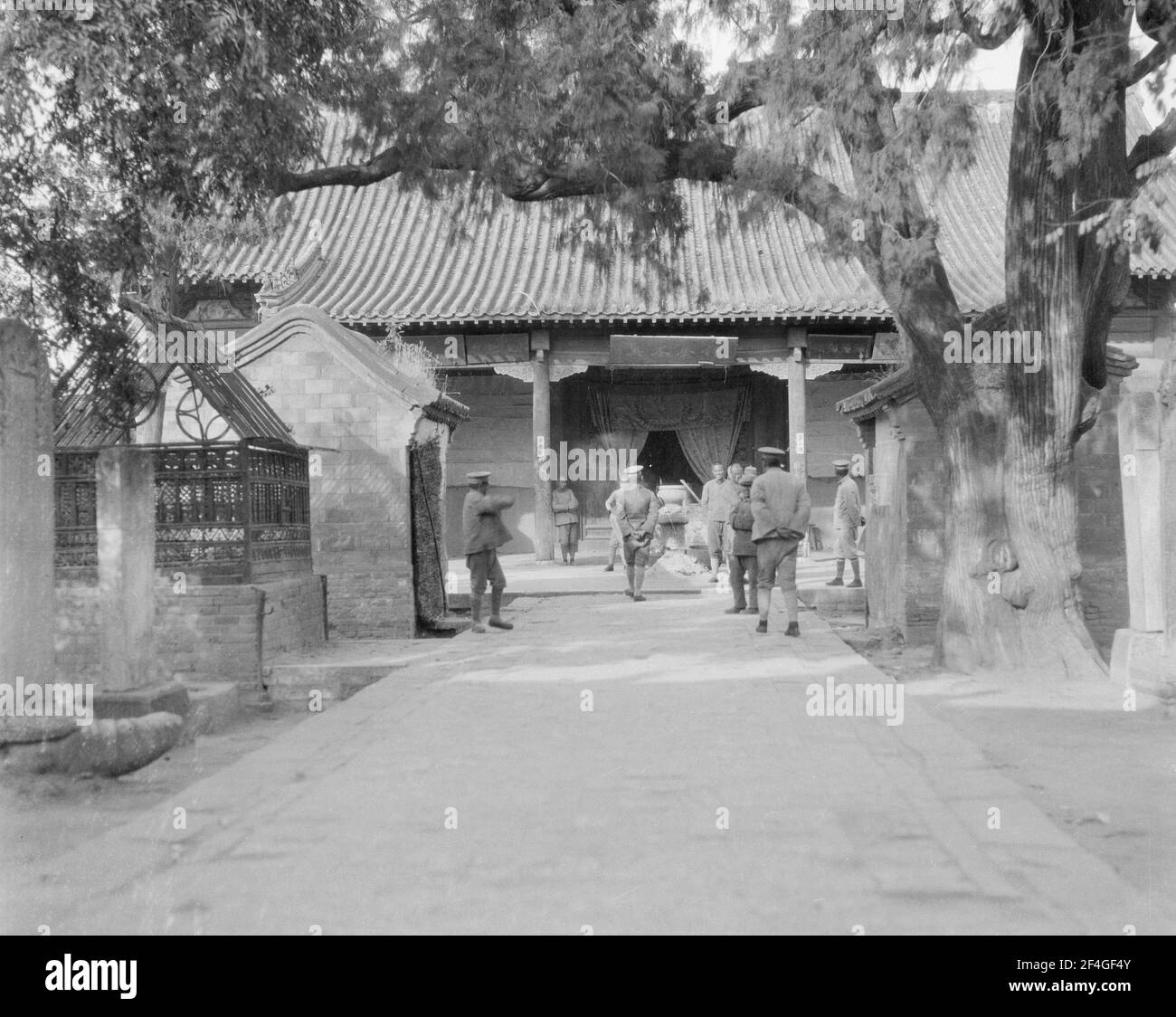 Temple and Tree, China, Ding Xian (China), Dingzhou Shi (China), Hebei ...