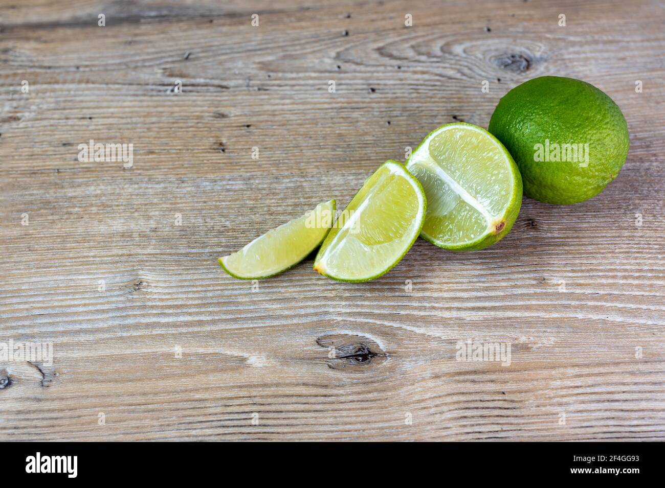 Lime cut hi-res stock photography and images - Alamy