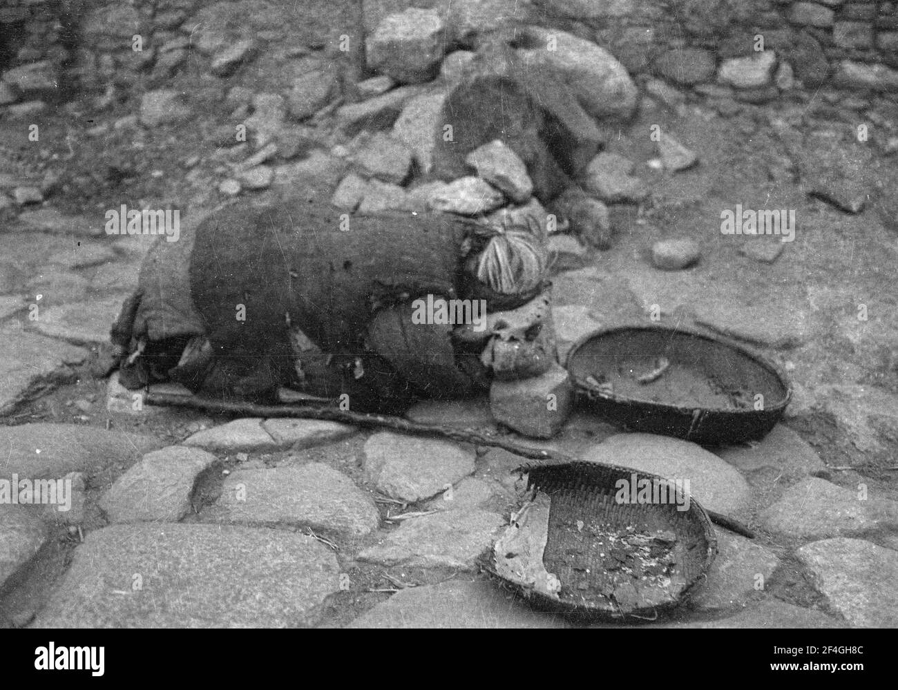 Beggar, China, Beijing (China), 1919. From the Sidney D. Gamble ...