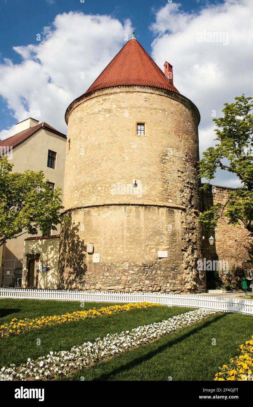 Kaptol utvrda hi-res stock photography and images - Alamy