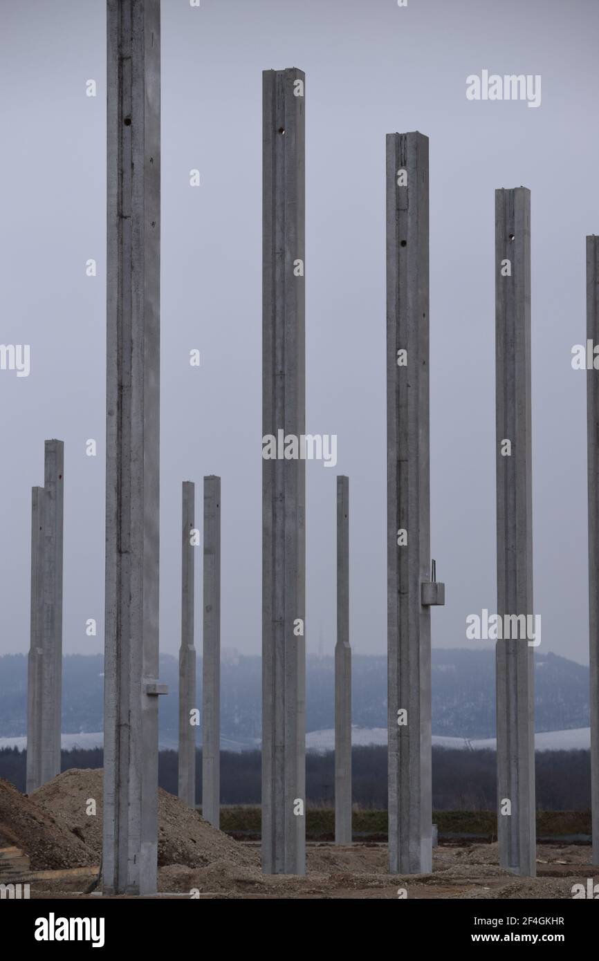 Pillar construction hi-res stock photography and images - Alamy