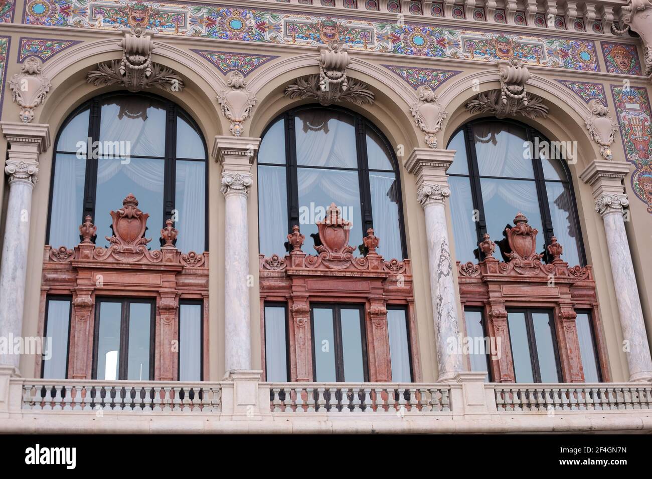Arch architecture balcony beige hi-res stock photography and images - Alamy