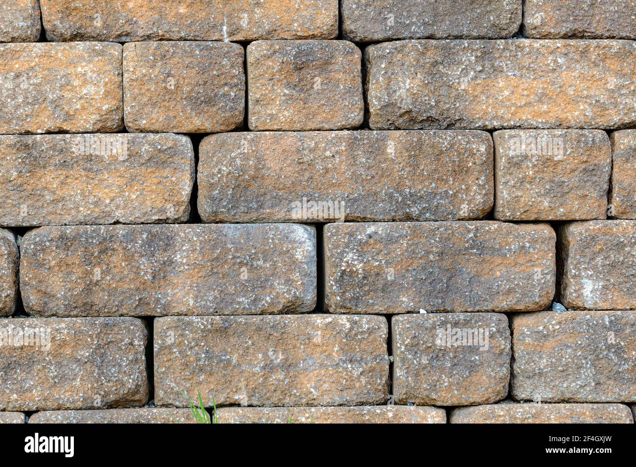 Yellow brick masonry hi-res stock photography and images - Alamy