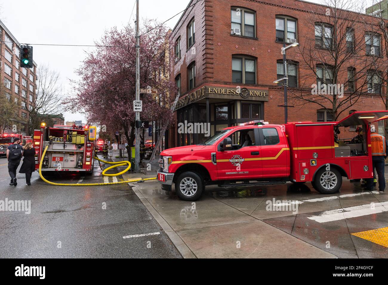Seattle, USA. 21st Mar, 2021. Mid-day Seattle Fire Department responds ...
