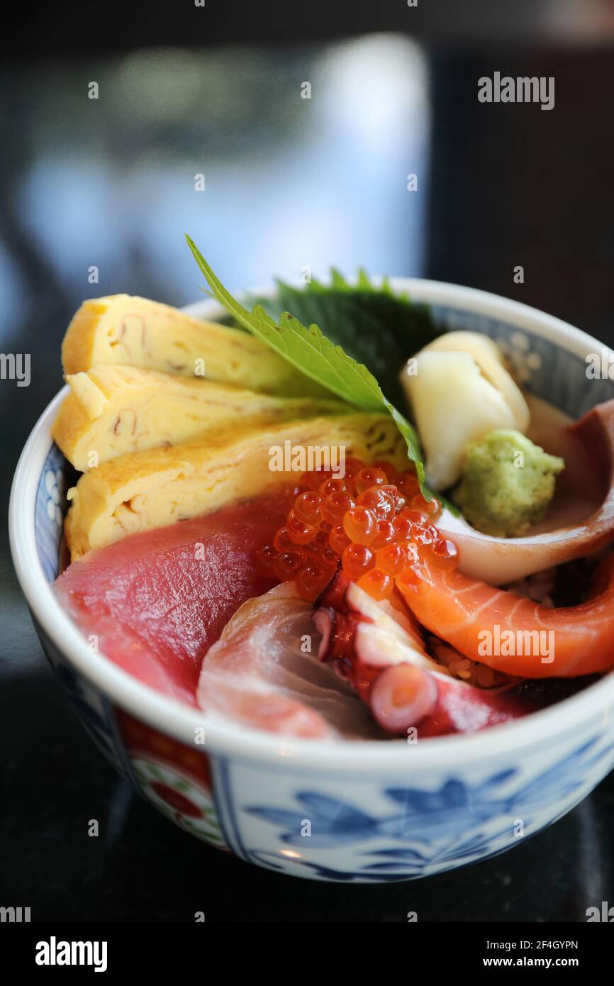 Kaisen don , seafood rice bowl Japanese food Stock Photo - Alamy