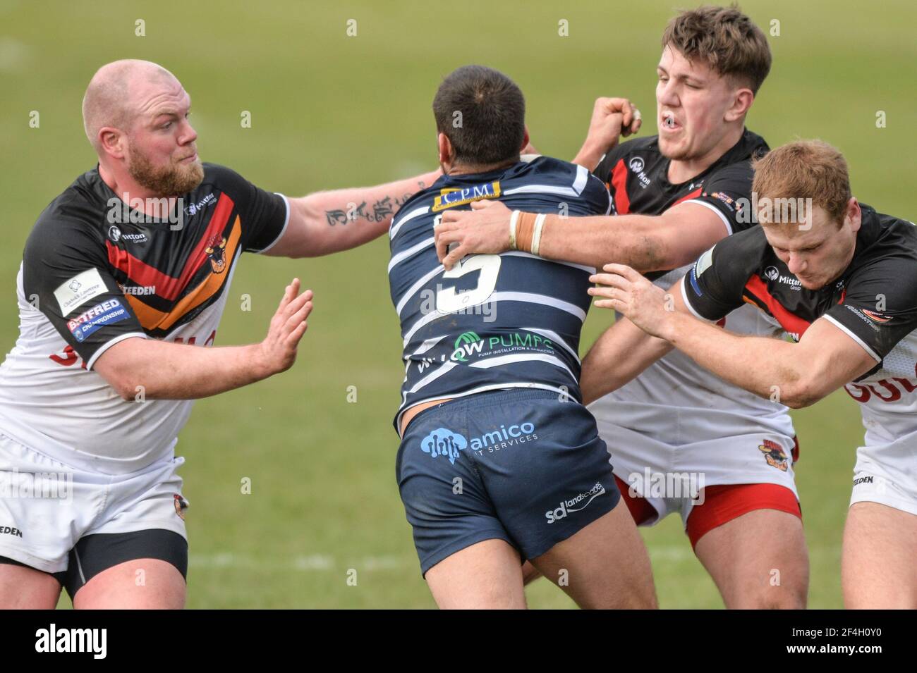 Football action gareth williams hi-res stock photography and images - Alamy