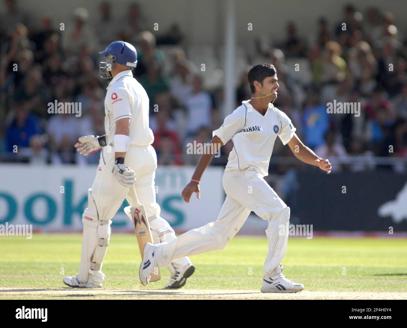 Cricket bridge hi-res stock photography and images - Alamy
