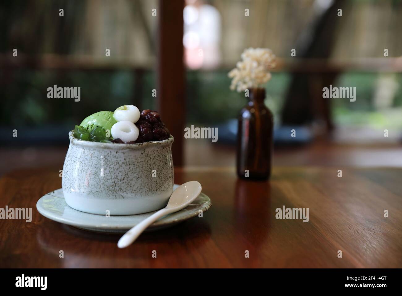 Japanese dessert Anmitsu green tea ice cream red bean and moji Stock ...