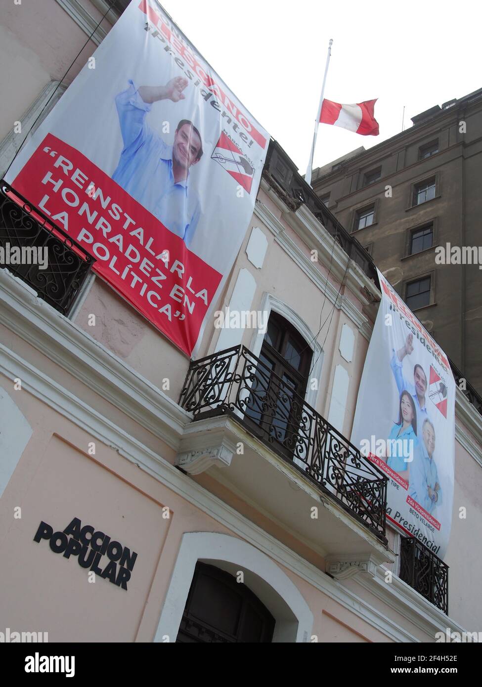 Yonhy lescano hi-res stock photography and images - Alamy
