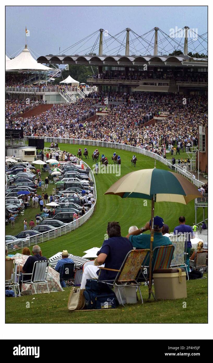 Glorious Goodwood Races HorseracingThe first day of the Glorious ...