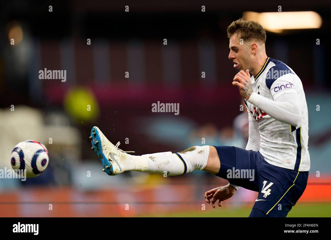 Joe Rodon Spurs High Resolution Stock Photography and Images - Alamy