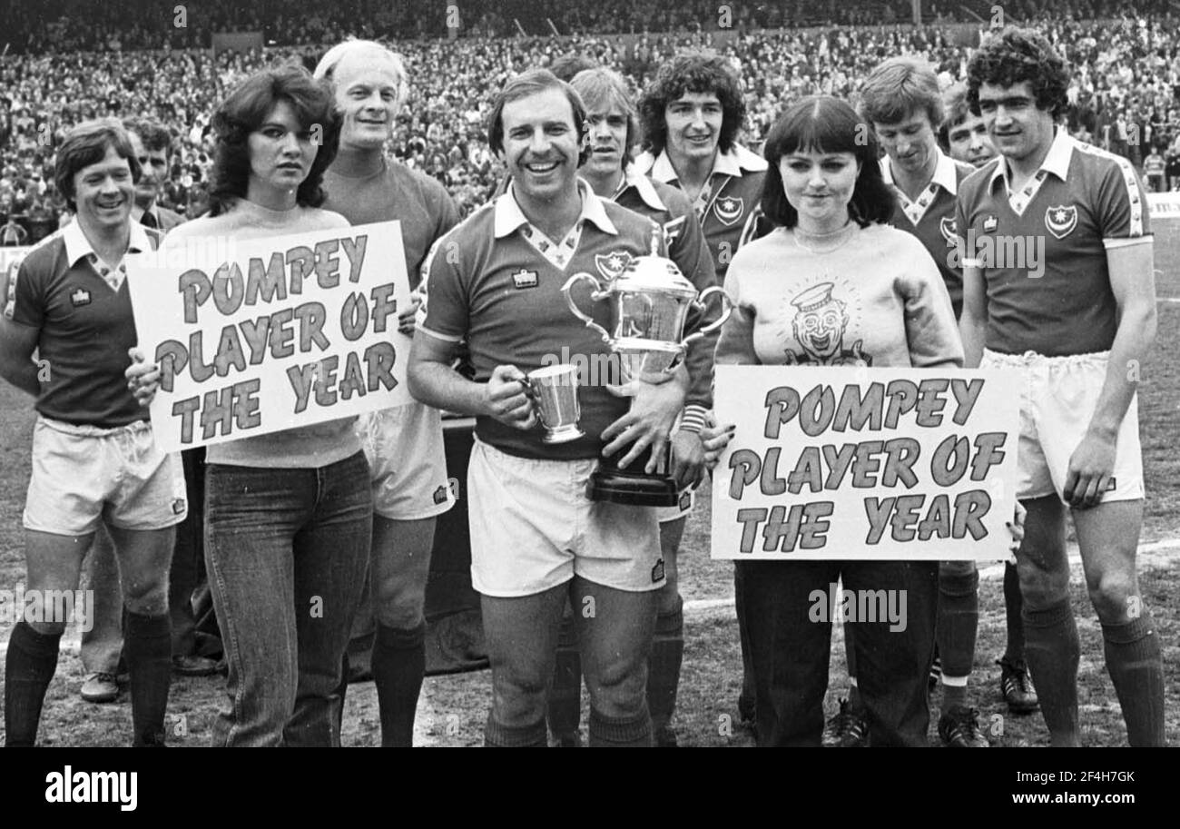 PORTSMOUTH FC, POMPEY, JOE LAIDLAW PLAYER OF THE YEAR PIC MIKE WALKER ...