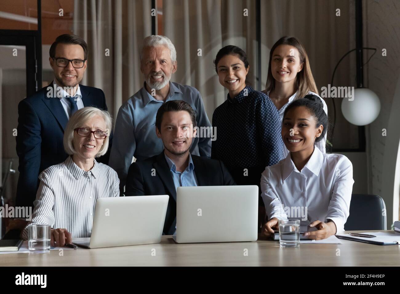 Office staff work on computers hi-res stock photography and images - Alamy