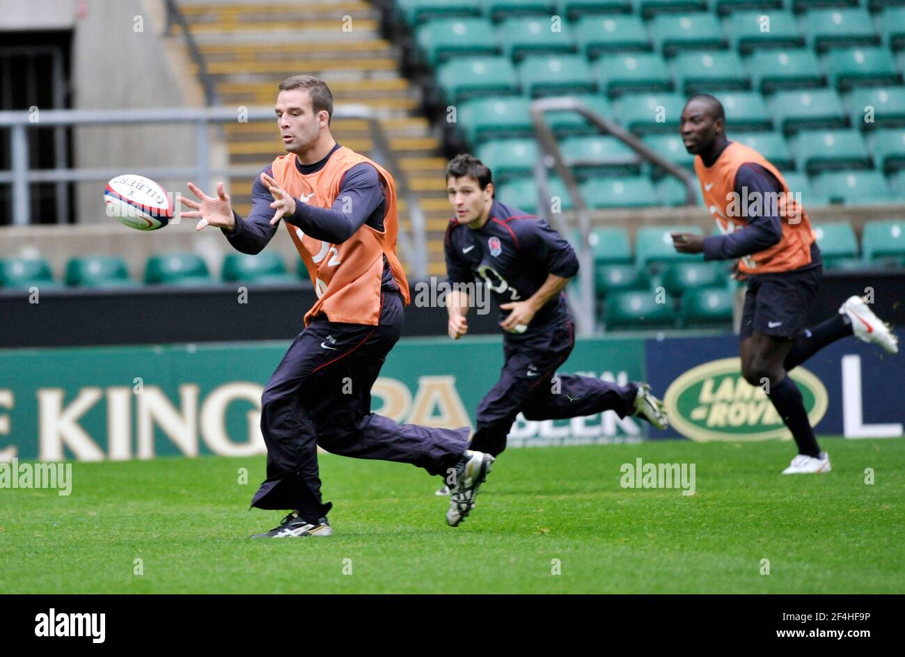 ENGLAND RUGBY TEAM TRAINING AT TWICKENHAM FOR THEIR MATCH WITH NEW ...