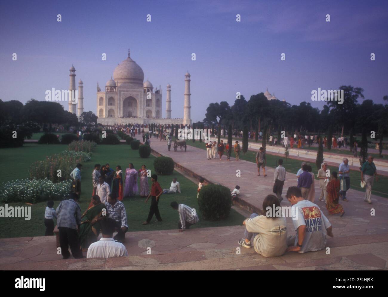 TAJ MAHAL, INDIA, 1997 Stock Photo - Alamy