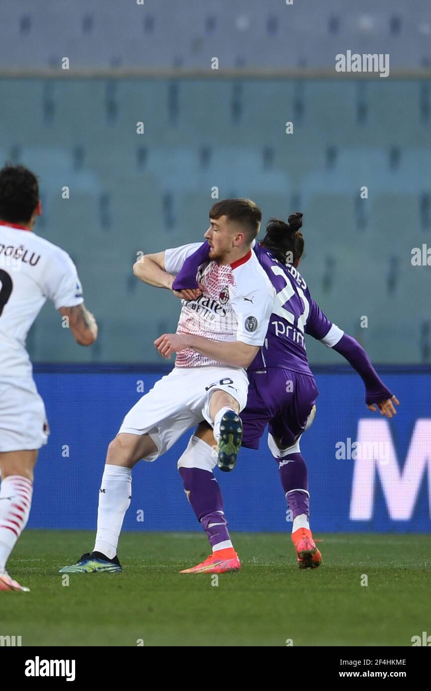 Alexis Saelemaekers (Milan)Jose Martin Caceres Silva (Fiorentina ...