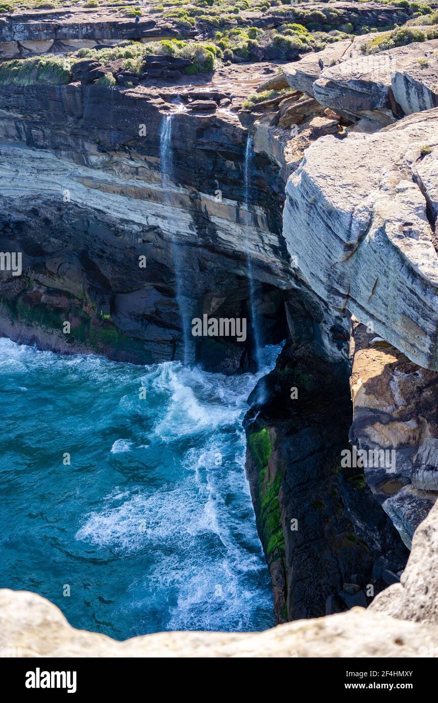 Wallpaper of sydney hi-res stock photography and images - Alamy