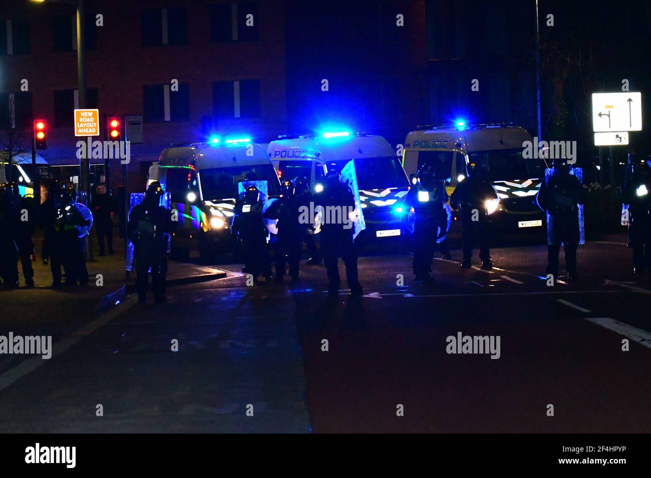 Police night hi-res stock photography and images - Alamy