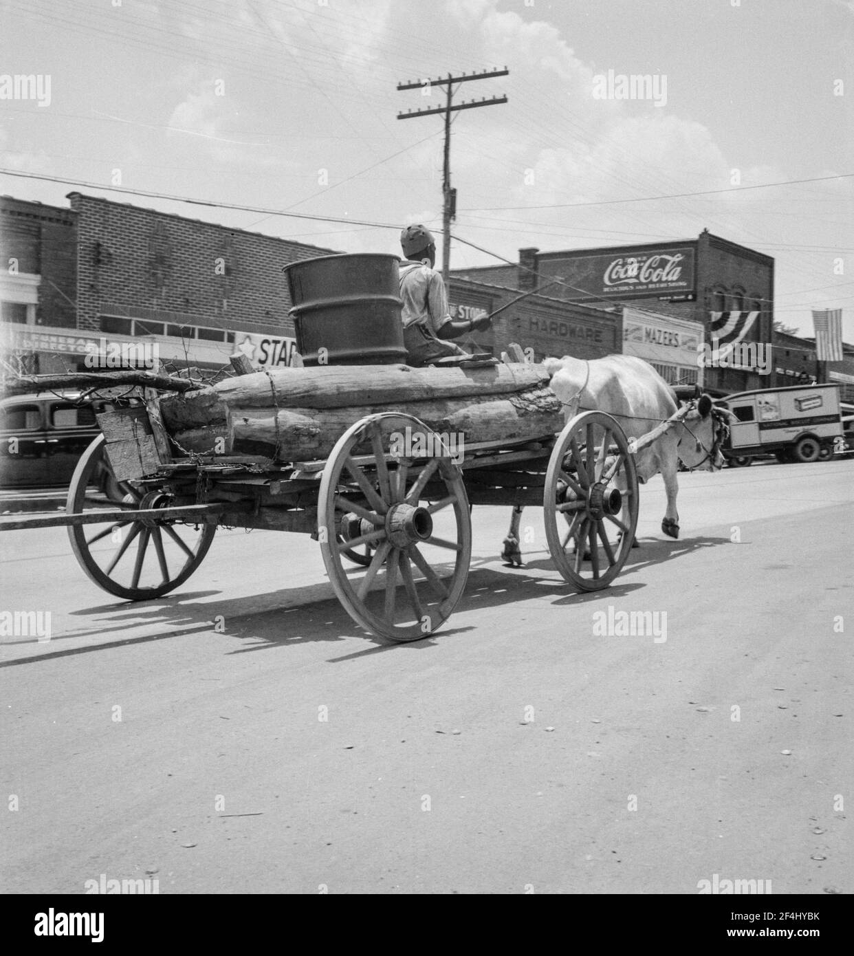 A plantation store near Clarksville, Mississippi. July 1936. Photograph ...