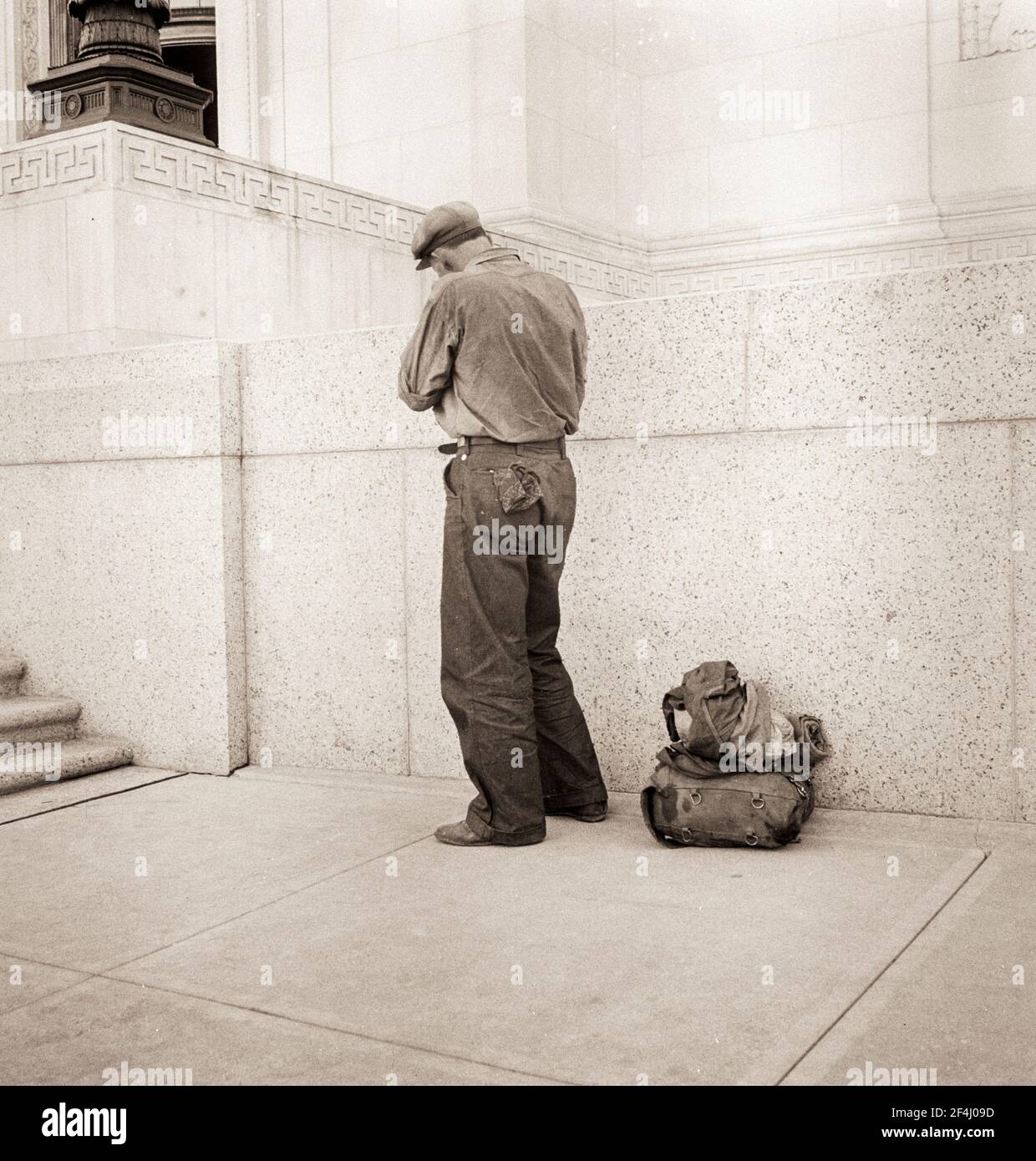 Itinerant photographer hi-res stock photography and images - Alamy