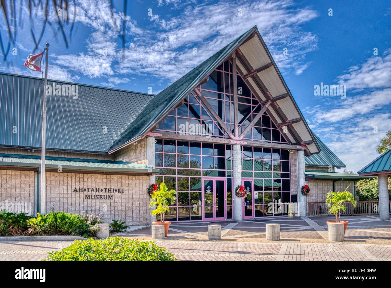 Ah tah thi ki seminole indian museum hi-res stock photography and ...