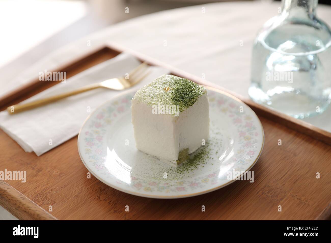 Macha cake hi-res stock photography and images - Alamy