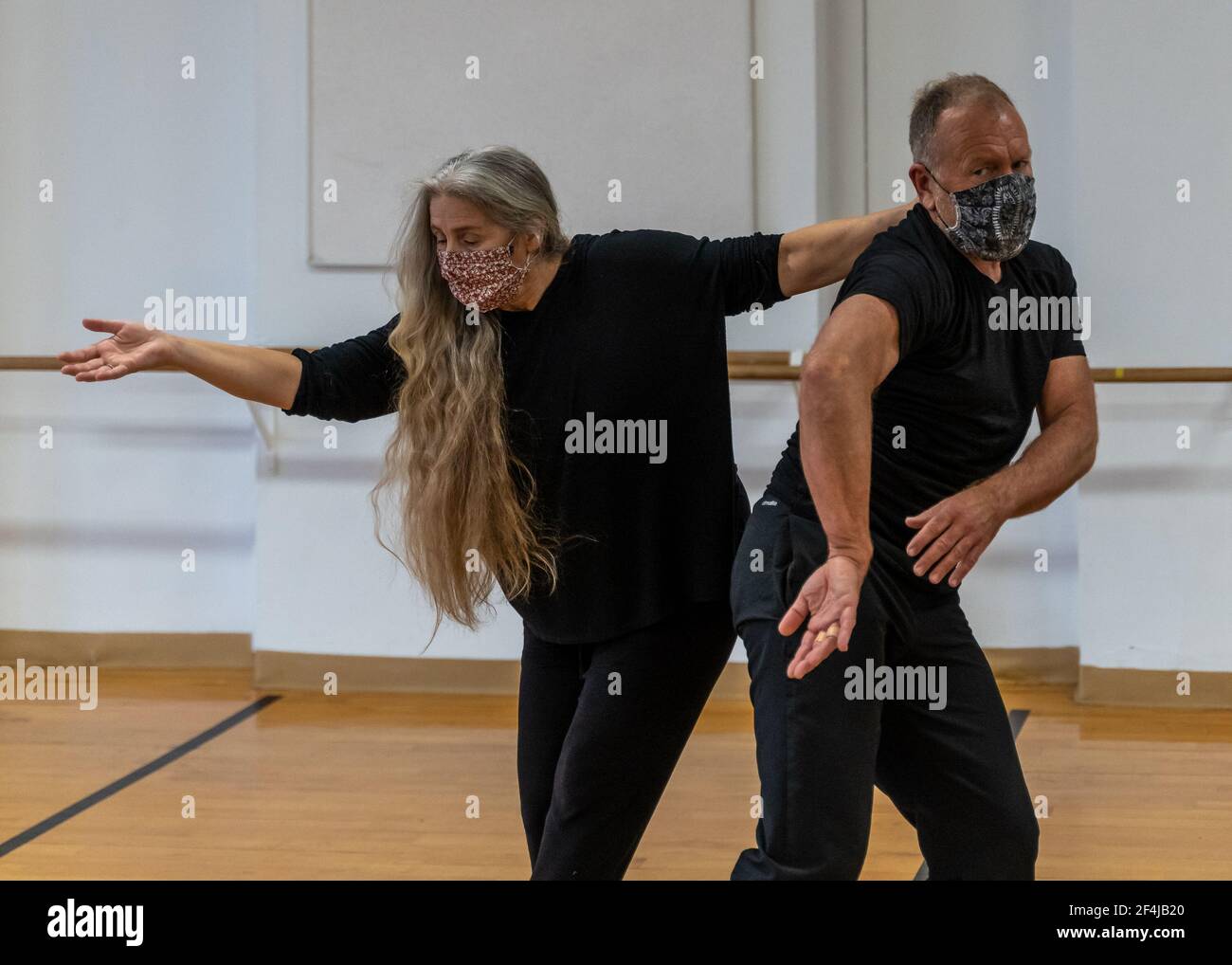 Margie Gillis rehearsing with one of her long time interpret, Marc ...