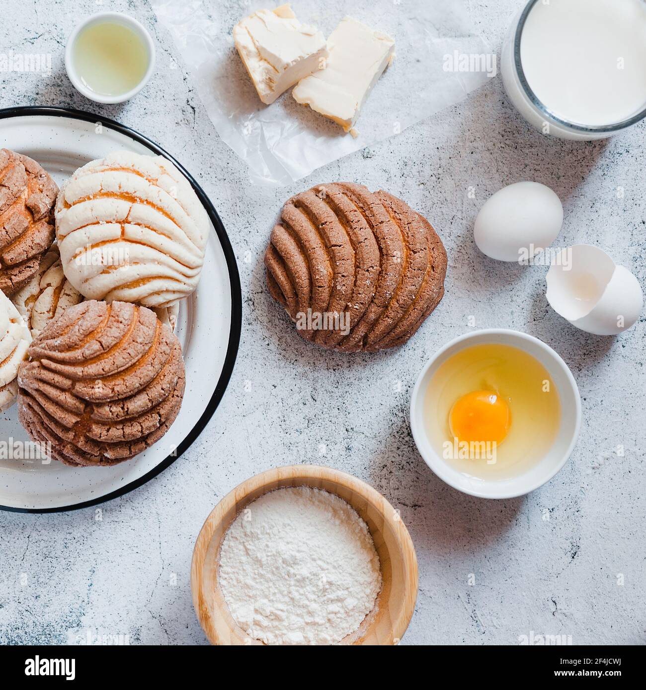 Conchas bread recipe hi-res stock photography and images - Alamy