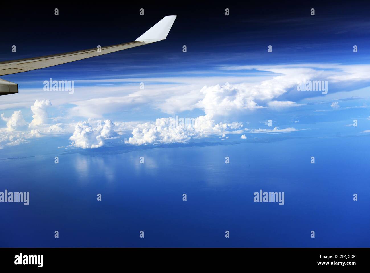 Ocean above the cloud hi-res stock photography and images - Alamy
