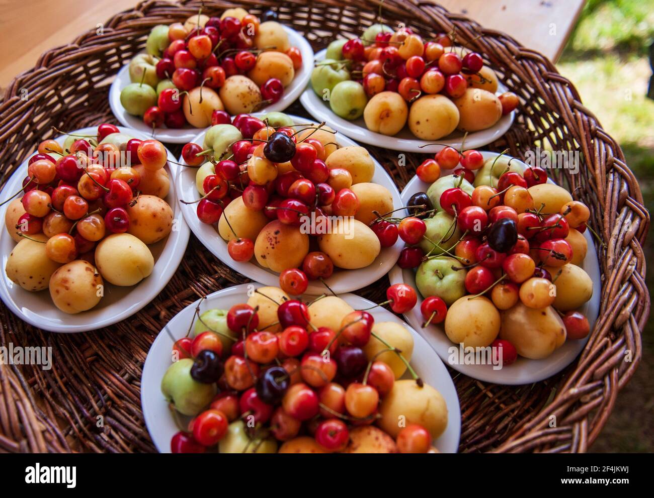 Armenian Fruit High Resolution Stock Photography and Images - Alamy