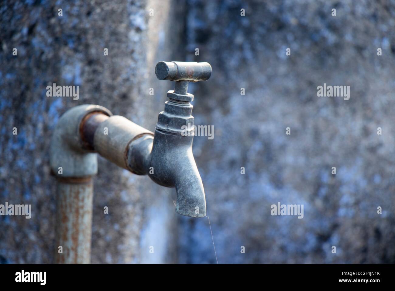Save water concept, dry water tap Stock Photo - Alamy