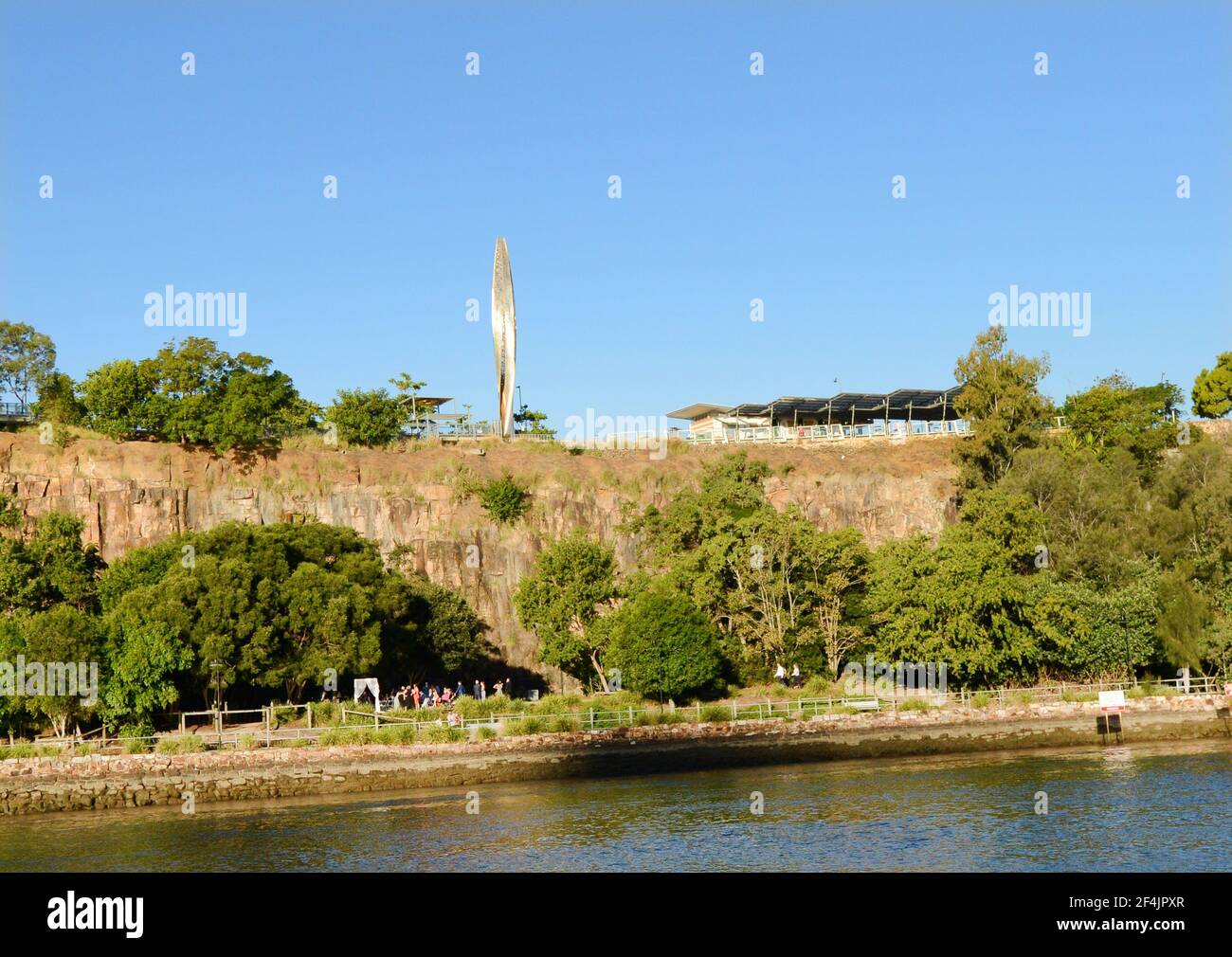 Queensland kangaroo point cliffs hi-res stock photography and images ...