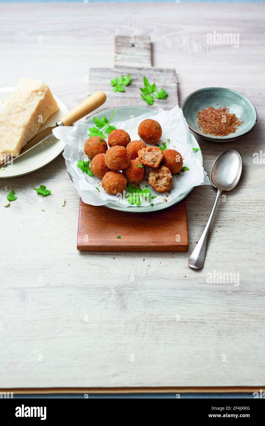 Seitan meatballs hi-res stock photography and images - Alamy