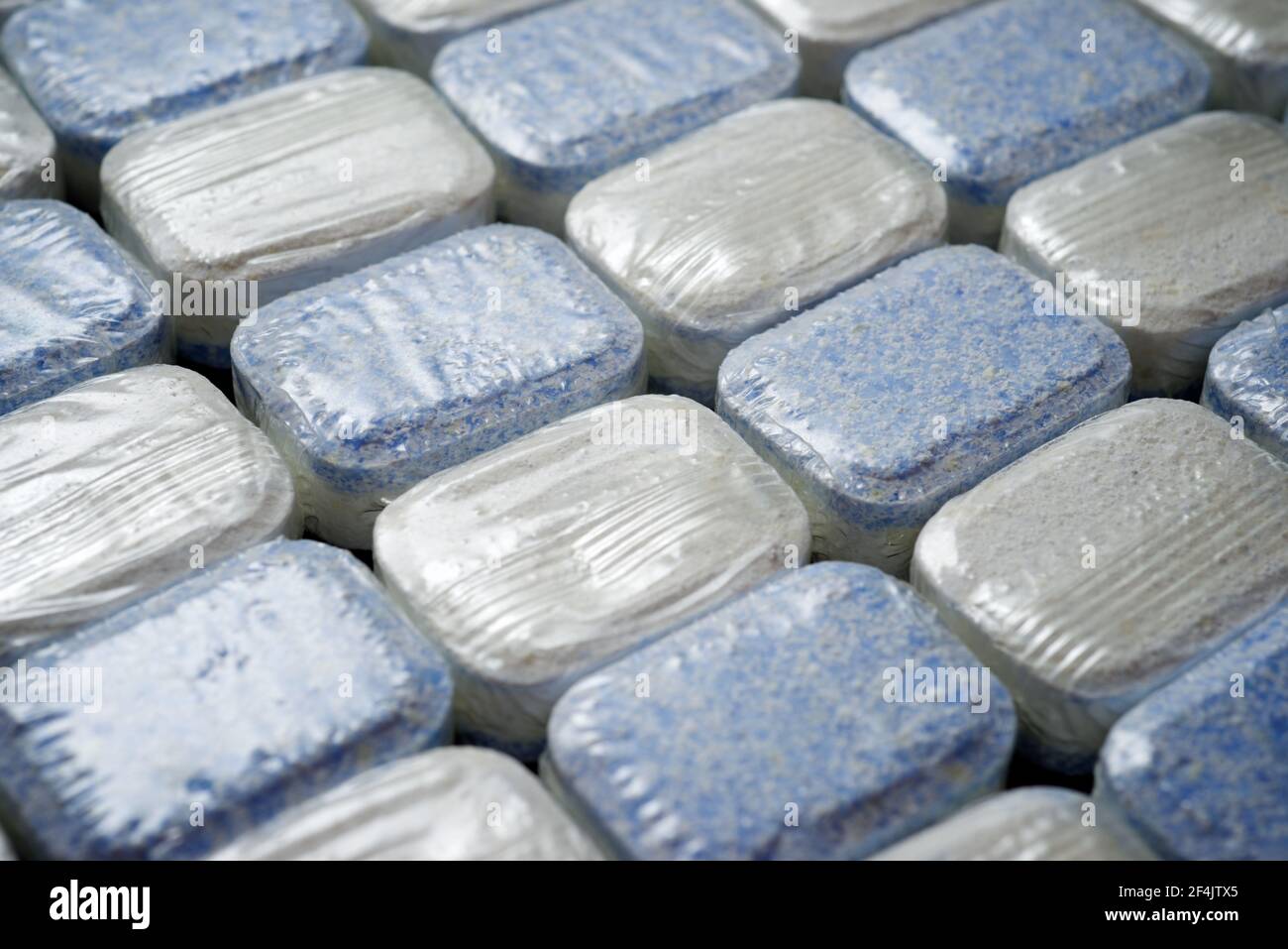 Washing up tablets hi-res stock photography and images - Alamy