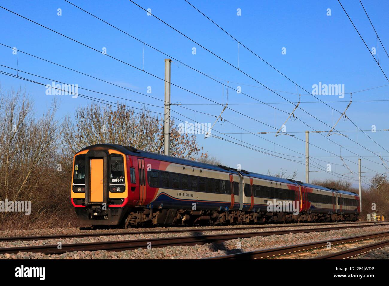 East midlands 158 train hi-res stock photography and images - Alamy