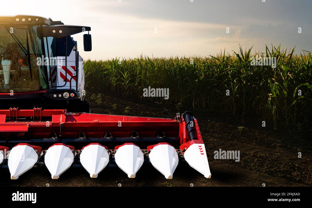 Corn harvesting machine hi-res stock photography and images - Alamy