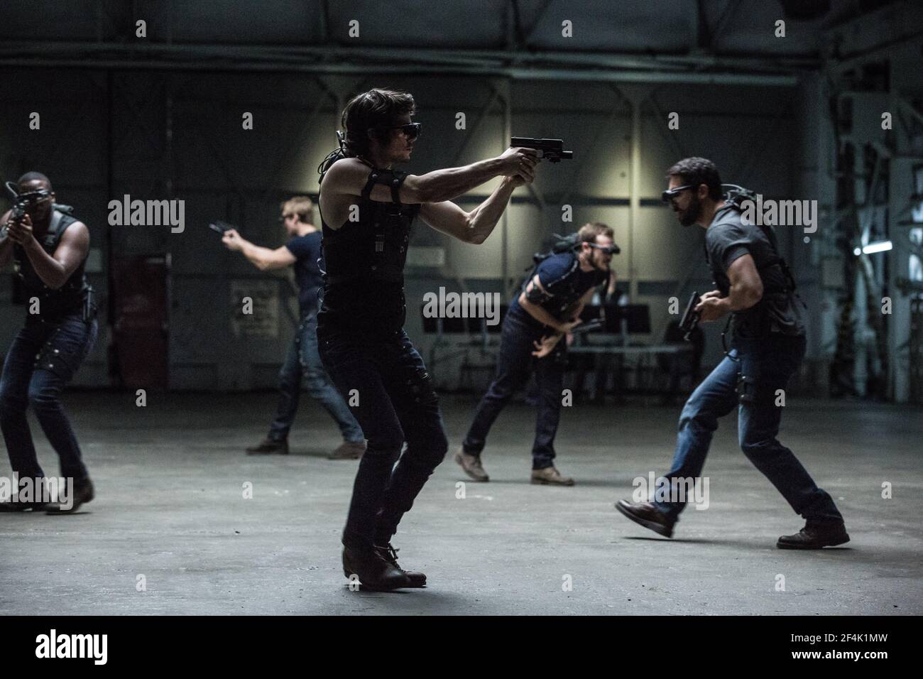 Dylan Obrien The Maze Runner Dancing