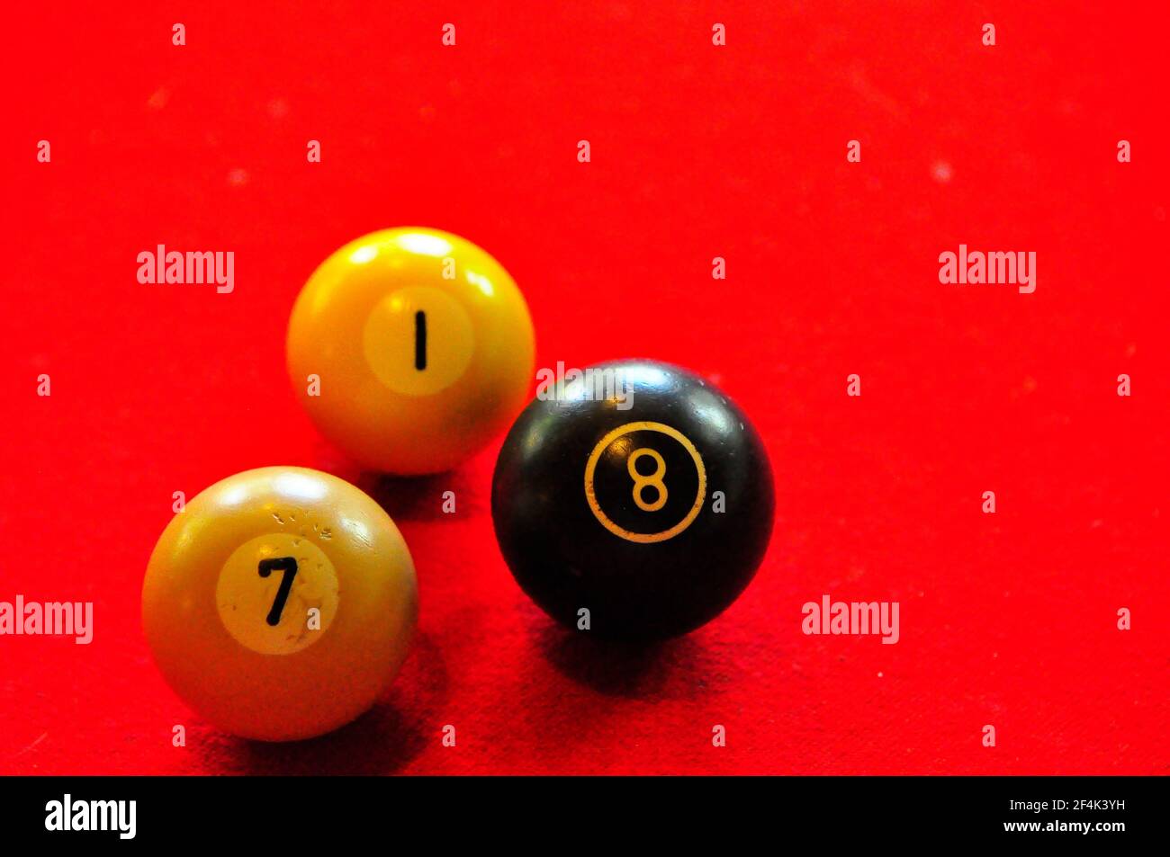 Red pool table, the game is ready to start Stock Photo - Alamy