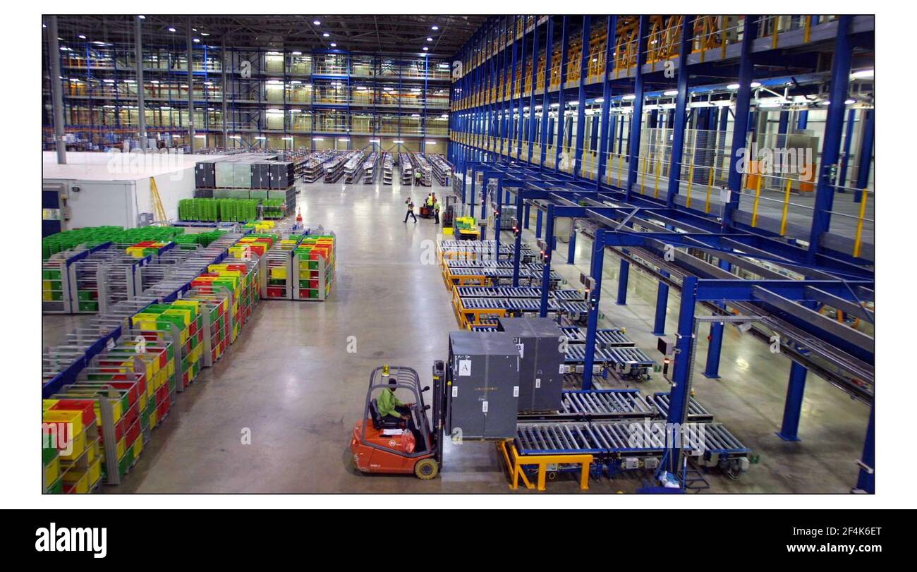 Ocado warehouse hi-res stock photography and images - Alamy