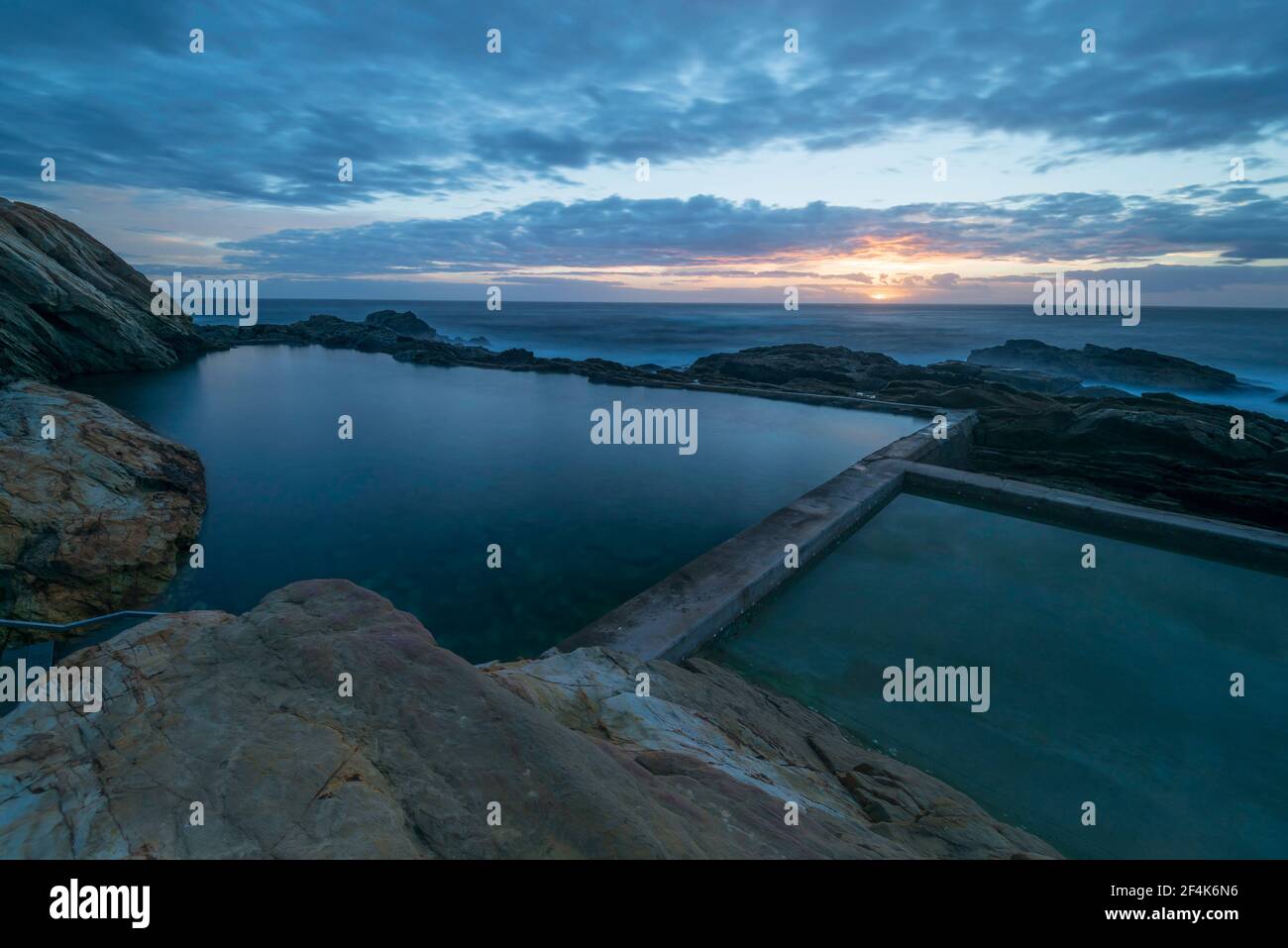 Blue pool new south wales hi-res stock photography and images - Alamy